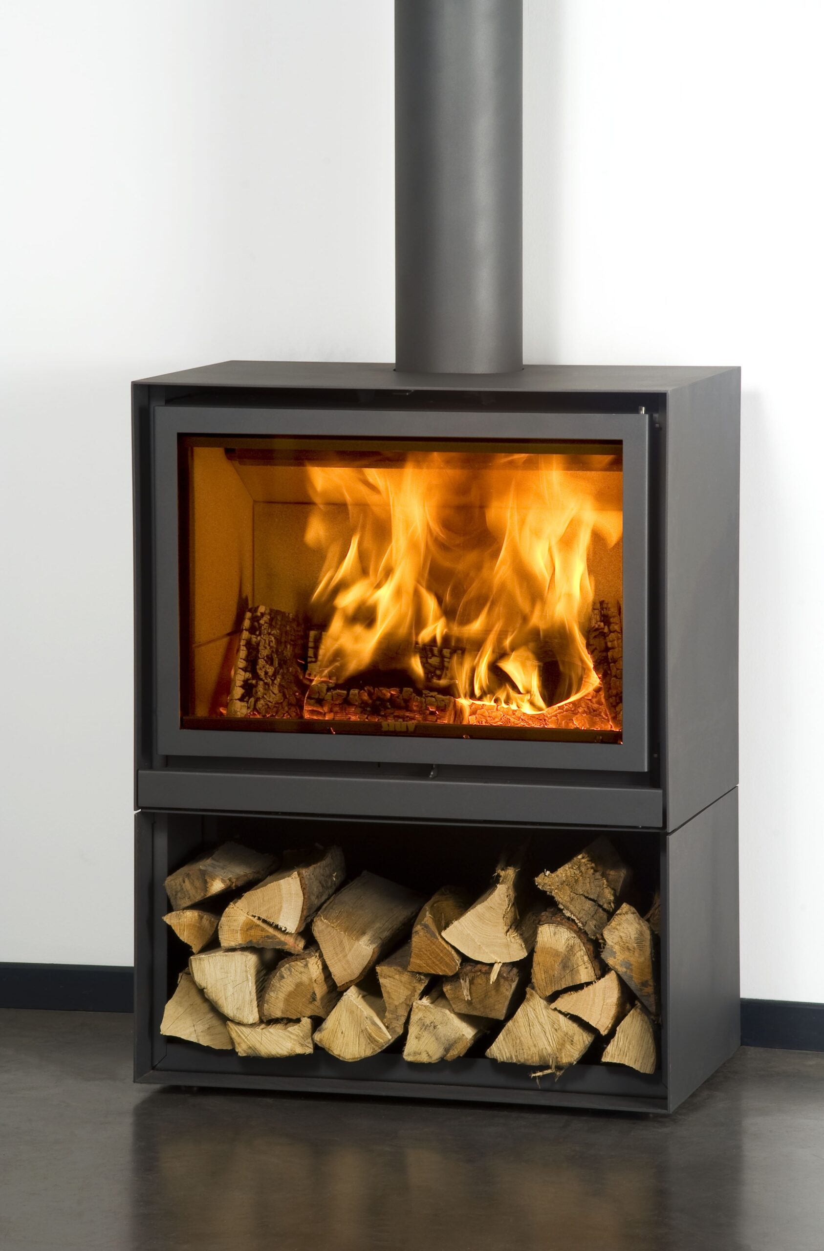 Stûv 16-H Wood Stove - Fireplaces Muskoka, Georgian Bay, and Simcoe ...